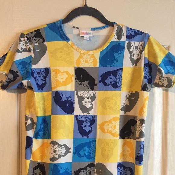 LuLaRoe | Tops | Alice In Wonderland Gracie Sz 2 Lularoe Euc | Poshmark